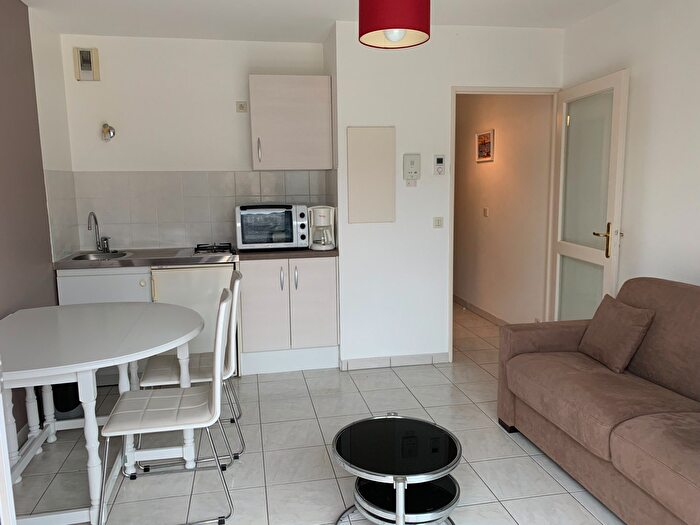 Appartement à louer - Brive-la-Gaillarde - 1 pièce