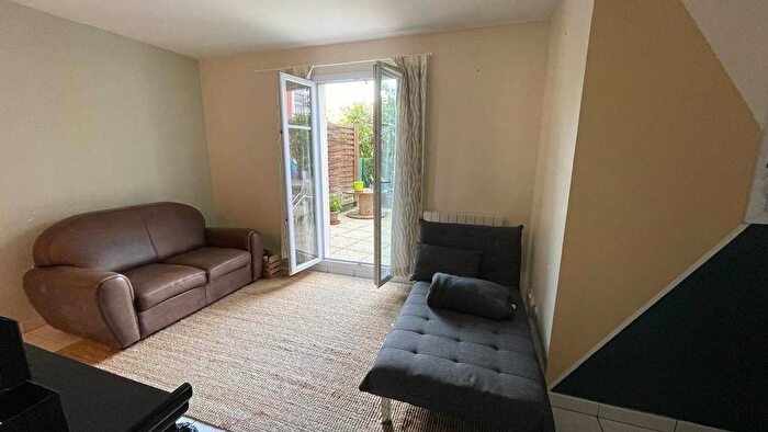 Appartement à louer - A Sisley, Villeneuve-la-Garenne - 2 pièces - 1 chambre