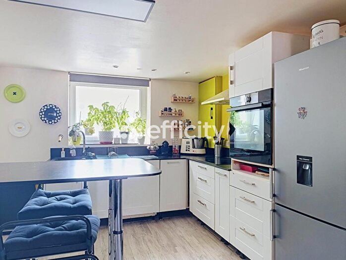 Tours, Saint-Symphorien : Appartement 4 pièces à vendre