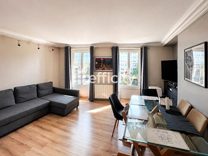 Appartement 4 pièces à Neuilly-sur-Seine, Plaine des Sablons, à vendre
