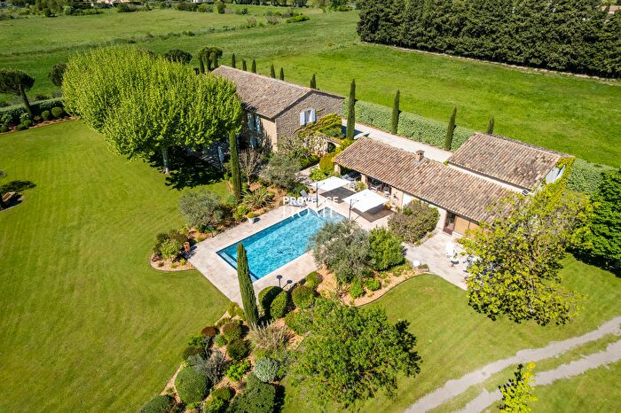 Maison à vendre - Cheval-Blanc - 8 pièces - 5 chambres