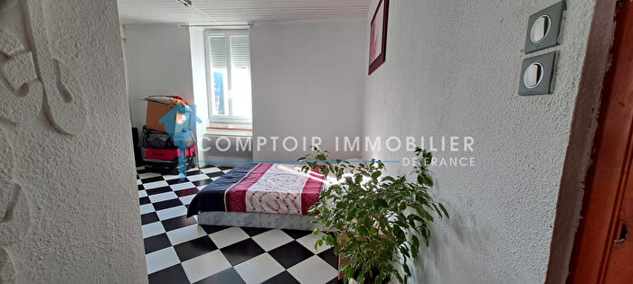 Appartement 1 pièce à Alès, Prés Saint-Jean, à louer