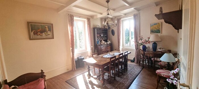 Appartement à vendre - Montbéliard, Centre-ville, Prairie, Batteries du Parc, Charmontet - 5 pièces - 3 chambres