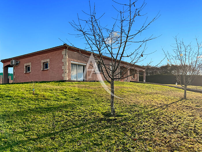 Maison à vendre - Fumel - 9 pièces - 4 chambres