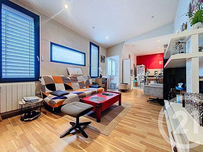 Appartement 2 pièces à vendre à Rochefort, Centre-ville