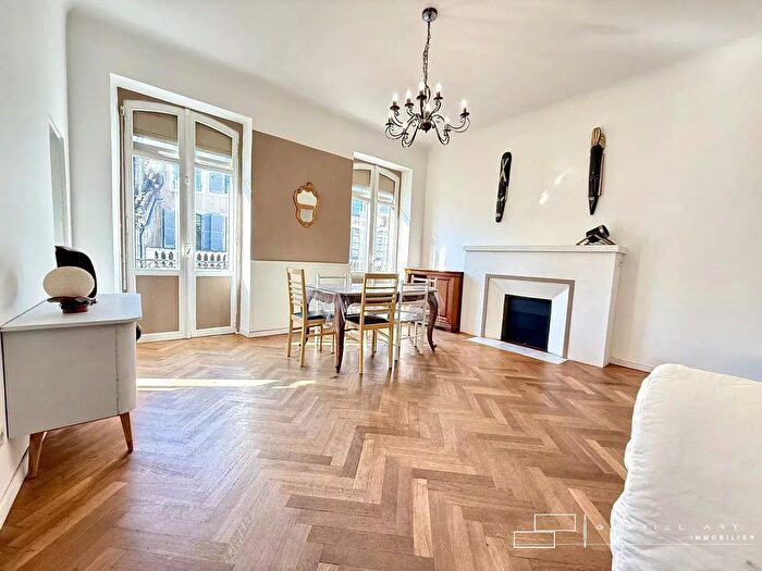 Auch, Centre-ville : Appartement 2 pièces à louer