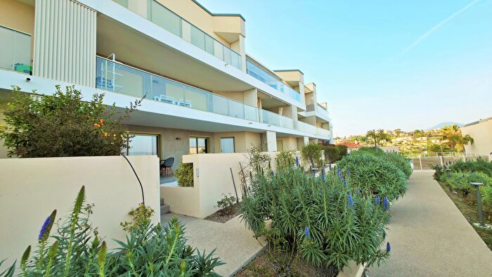 Appartement à vendre - Nice, Saint-Antoine - 3 pièces - 2 chambres