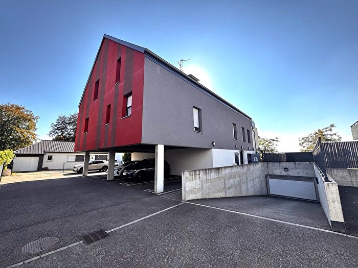 Entzheim : Appartement 4 pièces à louer