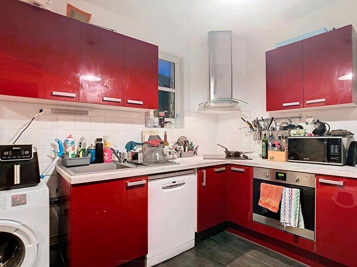 Appartement à louer - République, Aurillac - 3 pièces - 2 chambres