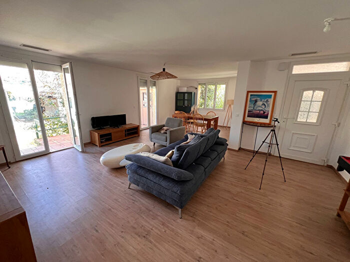 Maison à vendre - Saint-André - 6 pièces - 4 chambres