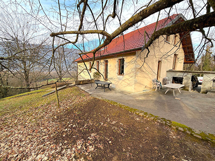 Maison à vendre - Seyssel - 7 pièces - 5 chambres