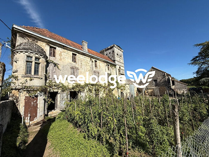 Maison à vendre - Puymoyen - 11 pièces - 5 chambres