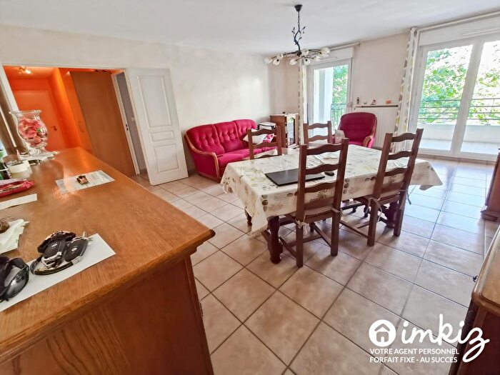 Lyon 8ème, Bachut, Transvaal : Appartement 4 pièces à vendre