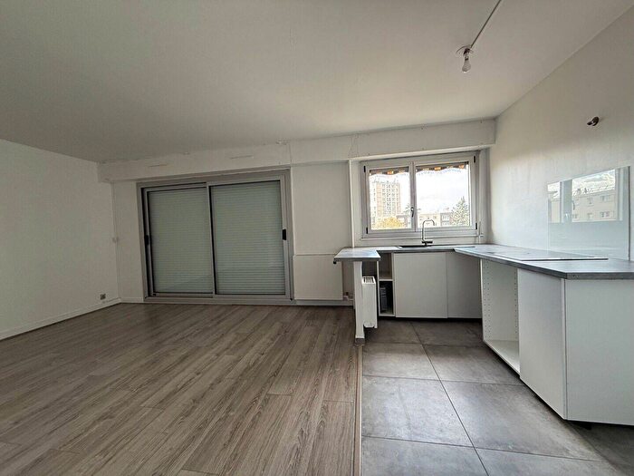 Gallieni-De Lattre de Tassigny, Épinay-sur-Seine : Appartement 1 pièce à louer