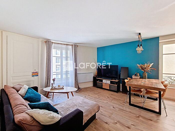 Appartement à vendre - Caluire-et-Cuire, Le Bourg - 3 pièces - 1 chambre