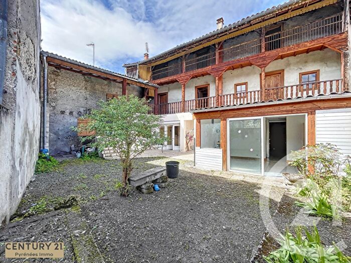 Maison à vendre - Miramont-de-Comminges - 5 pièces - 3 chambres