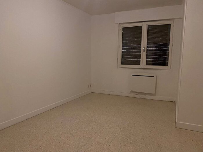 Appartement à louer - Jardins de la Fontaine, Nîmes - 2 pièces - 1 chambre