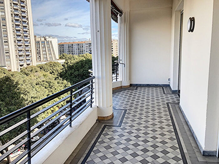 Appartement à louer - Marseille e , Saint-Giniez - 3 pièces - 2 chambres