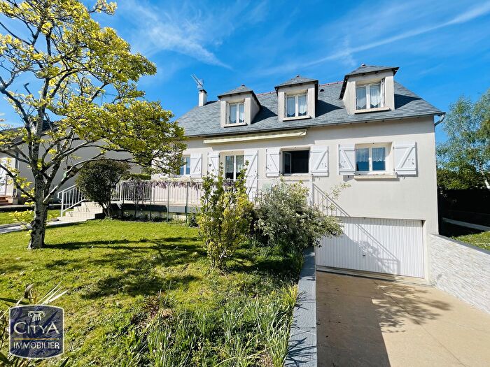 Maison 7 pièces à vendre à Châteauroux, Bitray, La Belle Etoile, Le Buxerioux, Le Fontchoir