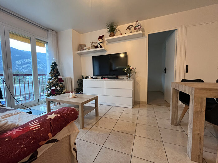 Appartement à louer - Fontaine - 2 pièces - 1 chambre