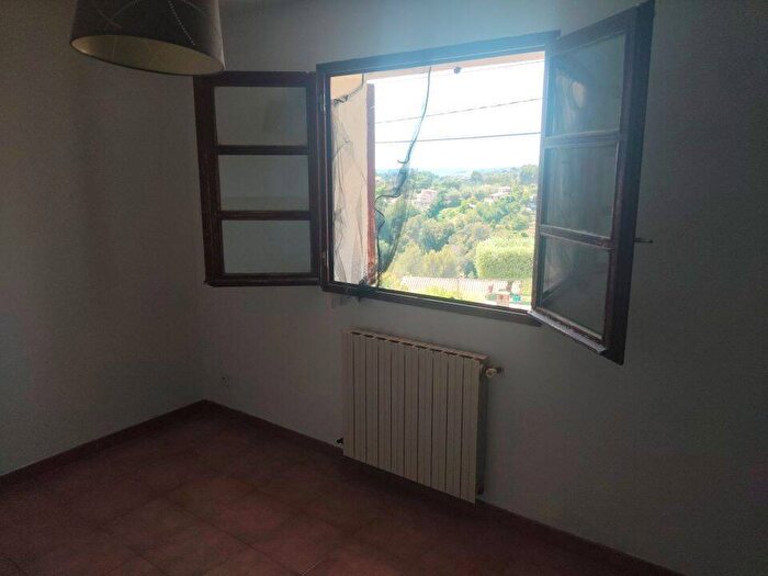 Appartement 1 pièce à Sud, La Gaude, à louer