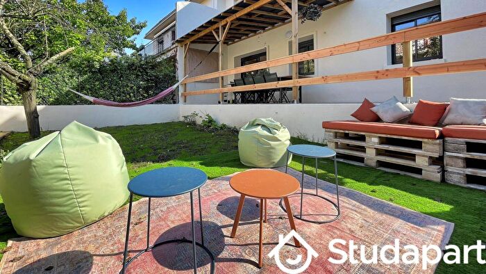 Appartement à louer - Saint-Cyprien, Toulouse - 1 pièce - 1 chambre