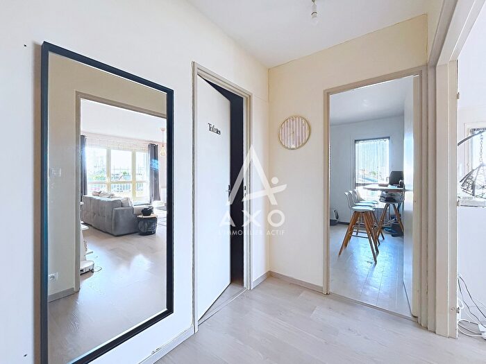 Appartement 3 pièces à Gien, Ouest, à vendre