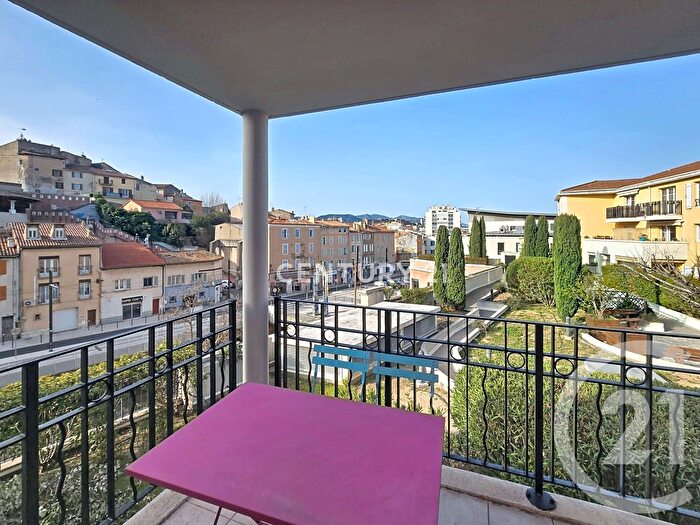 Appartement à vendre - Aubagne, Centre-ville, Beaumond - 3 pièces - 2 chambres