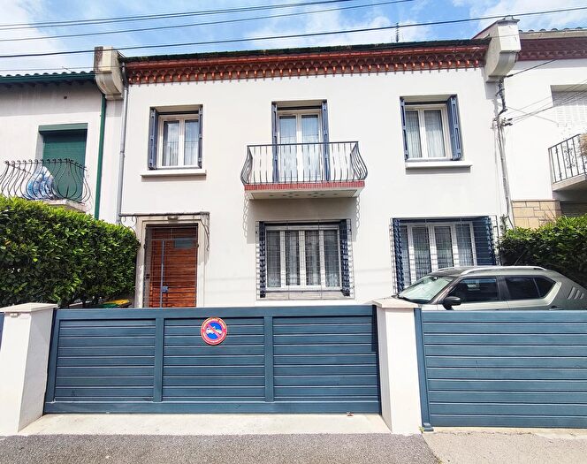 Maison à vendre - Perpignan, Les Platanes - 6 pièces - 4 chambres