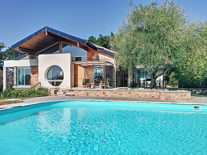 Maison à vendre - Anthy-sur-Léman - 6 pièces - 4 chambres