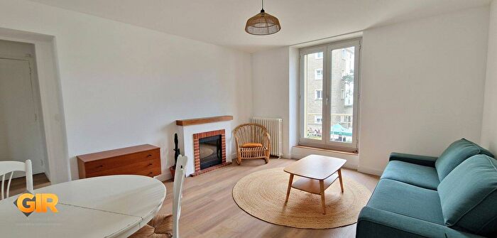 Lorient-Saint Brieuc, Rennes : Appartement 4 pièces à louer