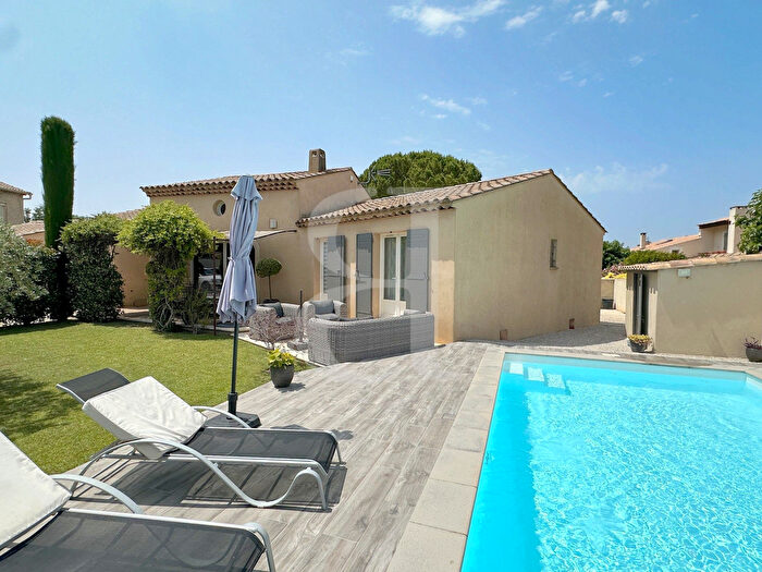 Maison à vendre - LIsle-sur-la-Sorgue, Névons - 6 pièces - 5 chambres