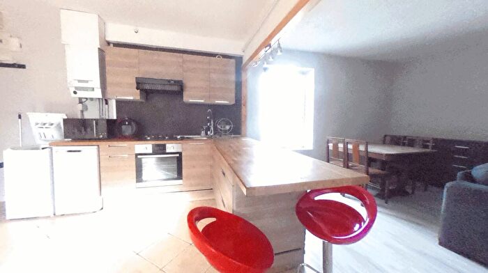 Maison à louer - Centre, Issoire - 3 pièces