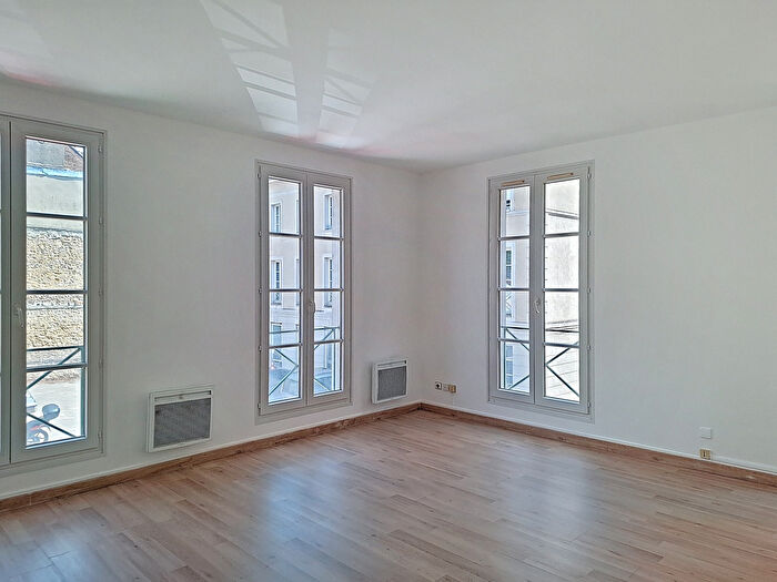 Appartement à vendre - Melun, Centre-ville - 2 pièces - 1 chambre