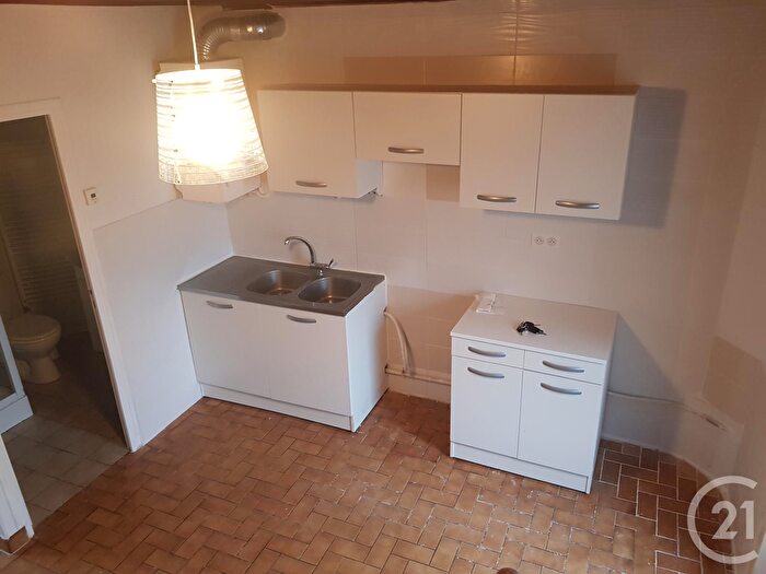 Maison à louer - Fougères, Montaubert, Rillé, Saint-Sulpice - 3 pièces - 2 chambres