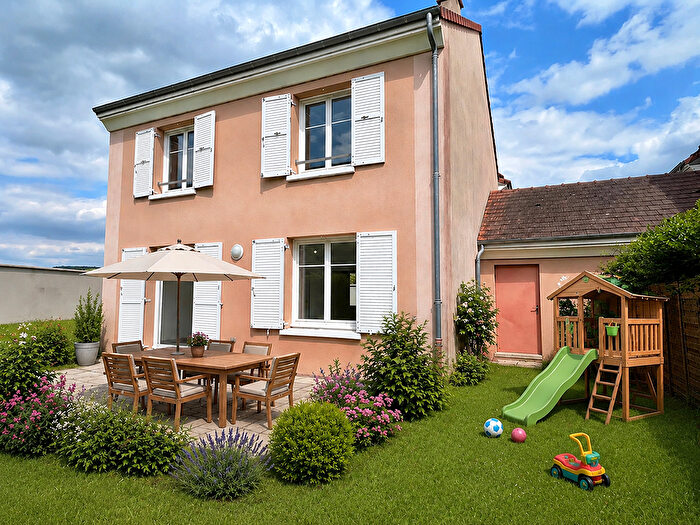 Maison 6 pièces à vendre à Fontenay-lès-Briis