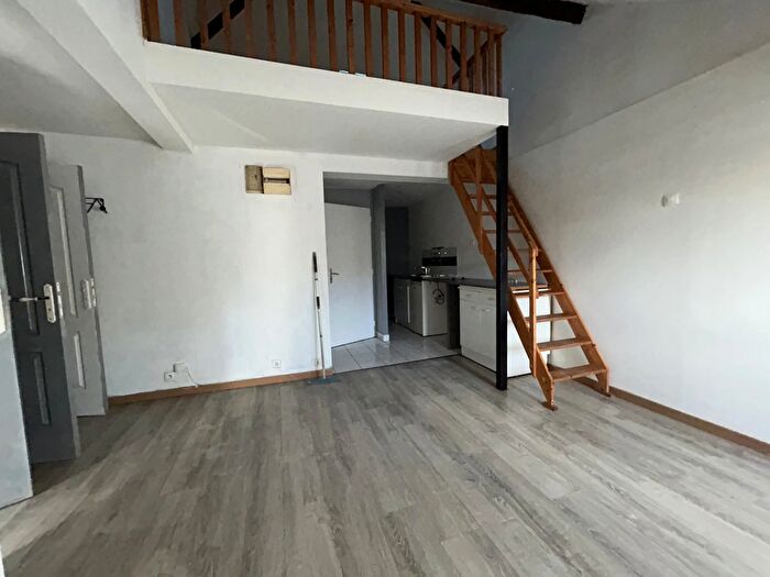 Boulogne-sur-Mer, Tivoli, Tintelleries - Appartement 1 pièce à louer