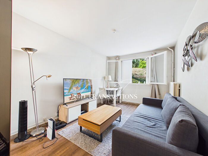 Appartement à vendre - Puteaux, Colline - 1 pièce