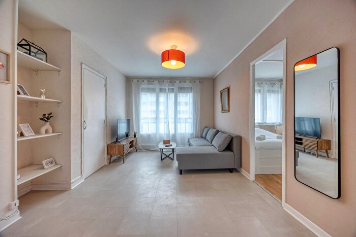 Appartement 4 pièces à louer à Saint-Martin-d'Hères, Galochère