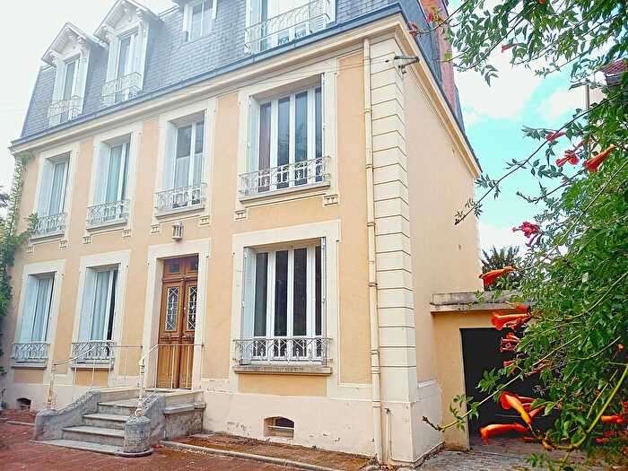 Dammarie-les-Lys, Petit Dammarie, Croix Saint-Jacques - Maison 8 pièces à vendre