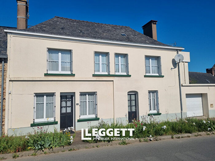 Maison à vendre - Pouancé - 5 pièces - 4 chambres