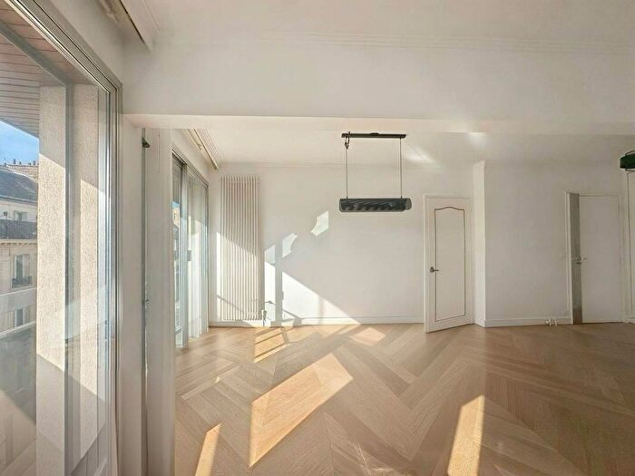 Appartement 4 pièces à louer à Hoche-Friedland, Paris 8ème arrondissement