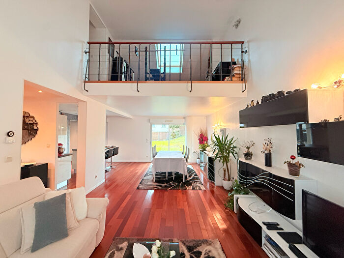 Maison à vendre - Thionville, Guentrange - 6 pièces - 3 chambres