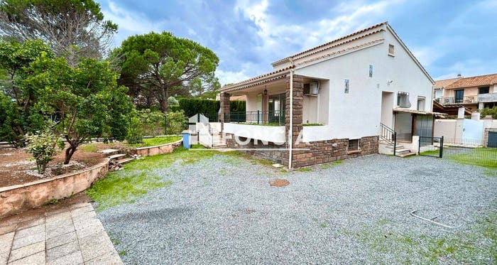 Appartement 3 pièces à Saint Aygulf, Fréjus, à louer