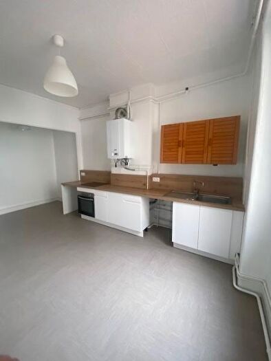 Appartement 2 pièces à Saint-Étienne, Centre-ville, Peuple, Chavanelle, à louer