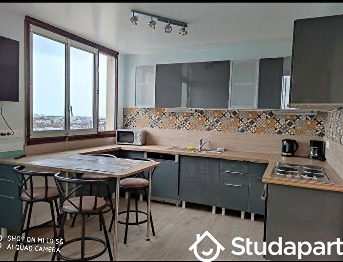 Appartement à louer - Val dArgent Sud, Argenteuil - 1 pièce - 4 chambres