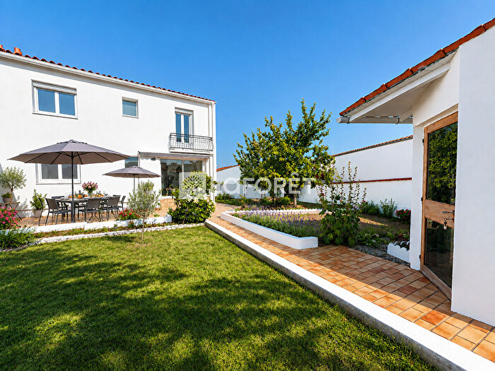 Meschers-sur-Gironde - Maison 6 pièces à vendre