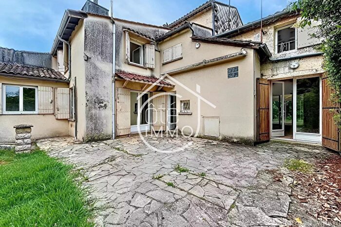 Maison 5 pièces à Sainte-Terre, à vendre