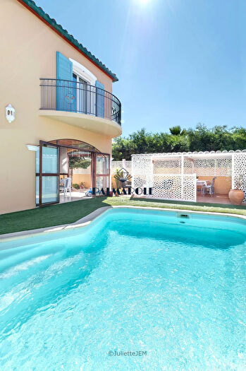 Maison à vendre - Villeneuve-de-la-Raho - 4 pièces - 3 chambres