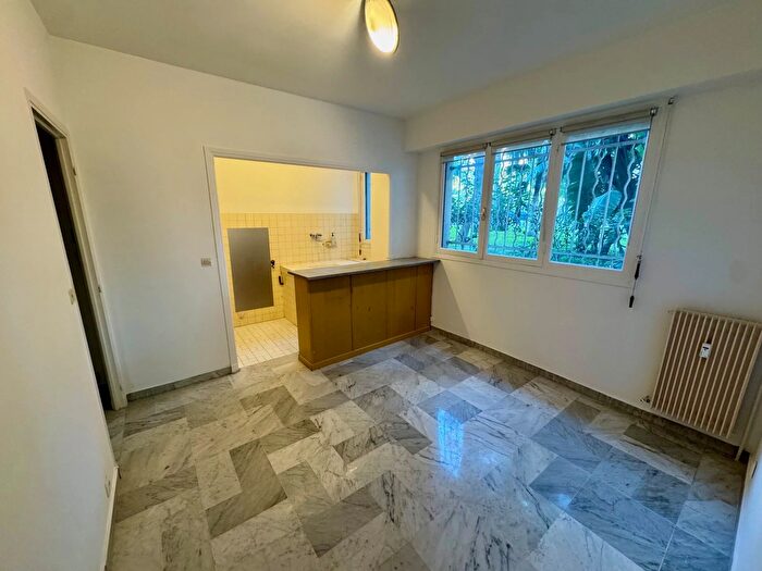 Appartement à vendre - Nice, Borriglione - 2 pièces - 1 chambre